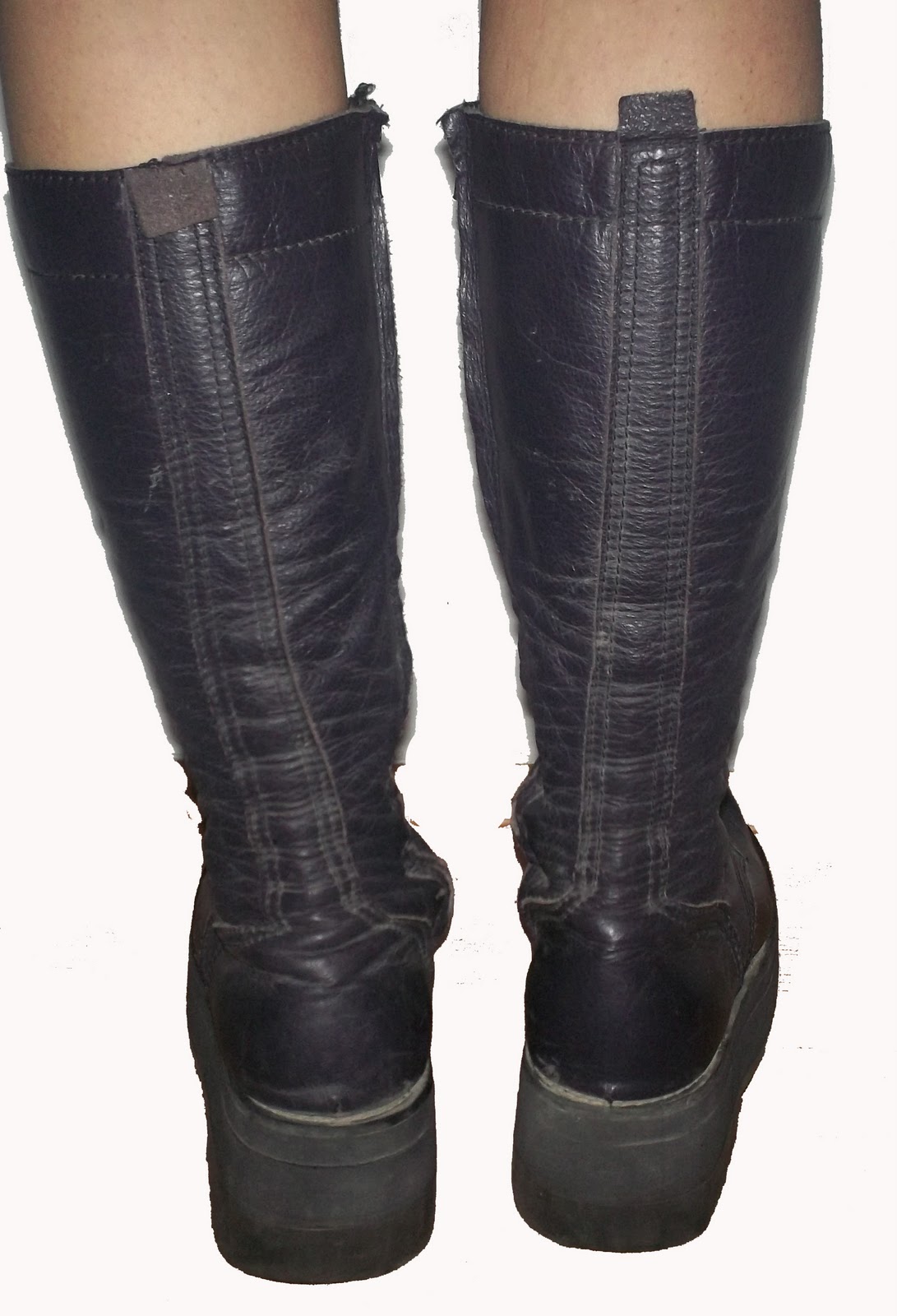 Tumtum Dükkan: SATILDI - Platform Tabanlı Gothic Bot