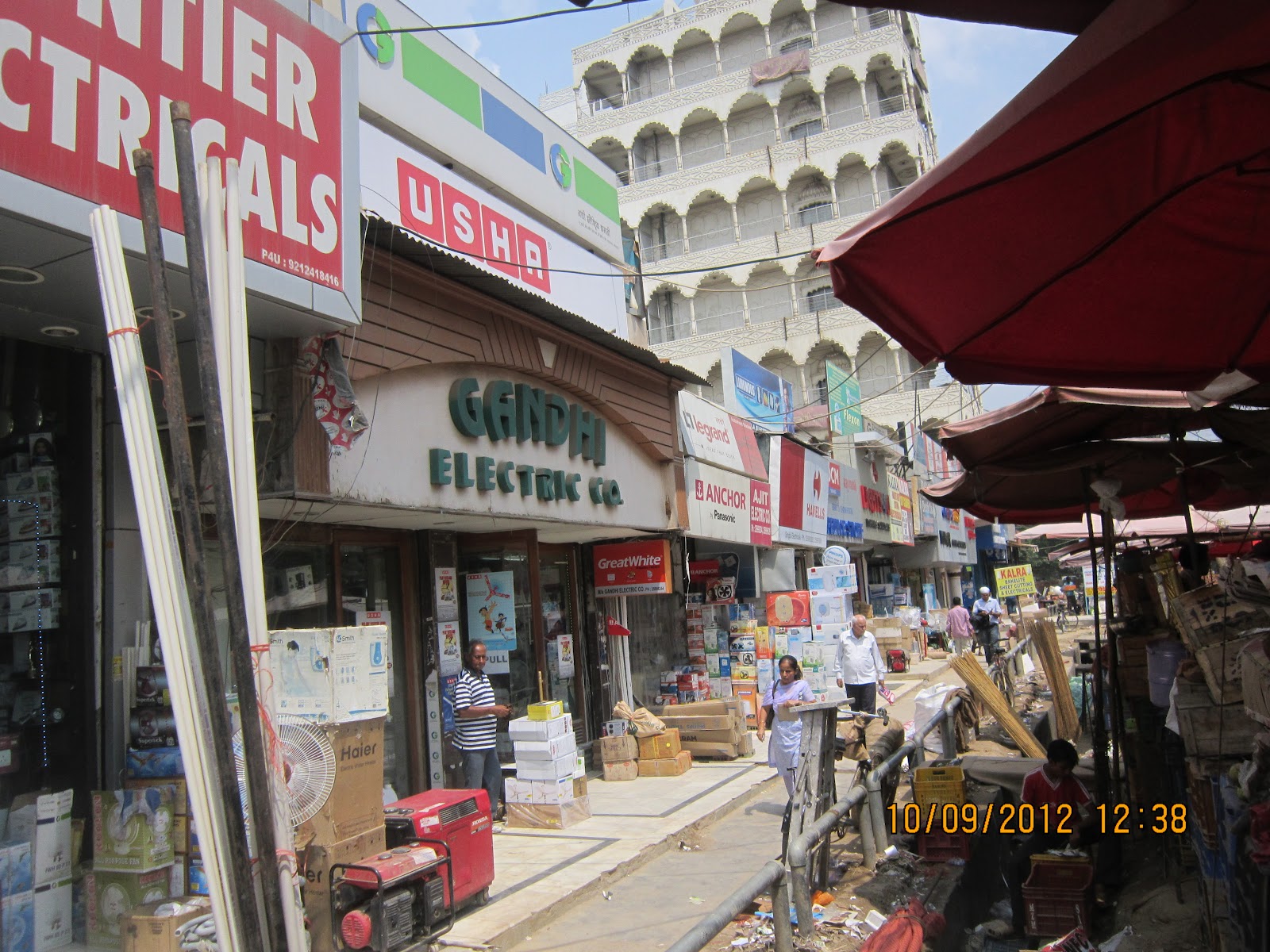Tilak Nagar : S D Mandir Market: Delhi: September 2012