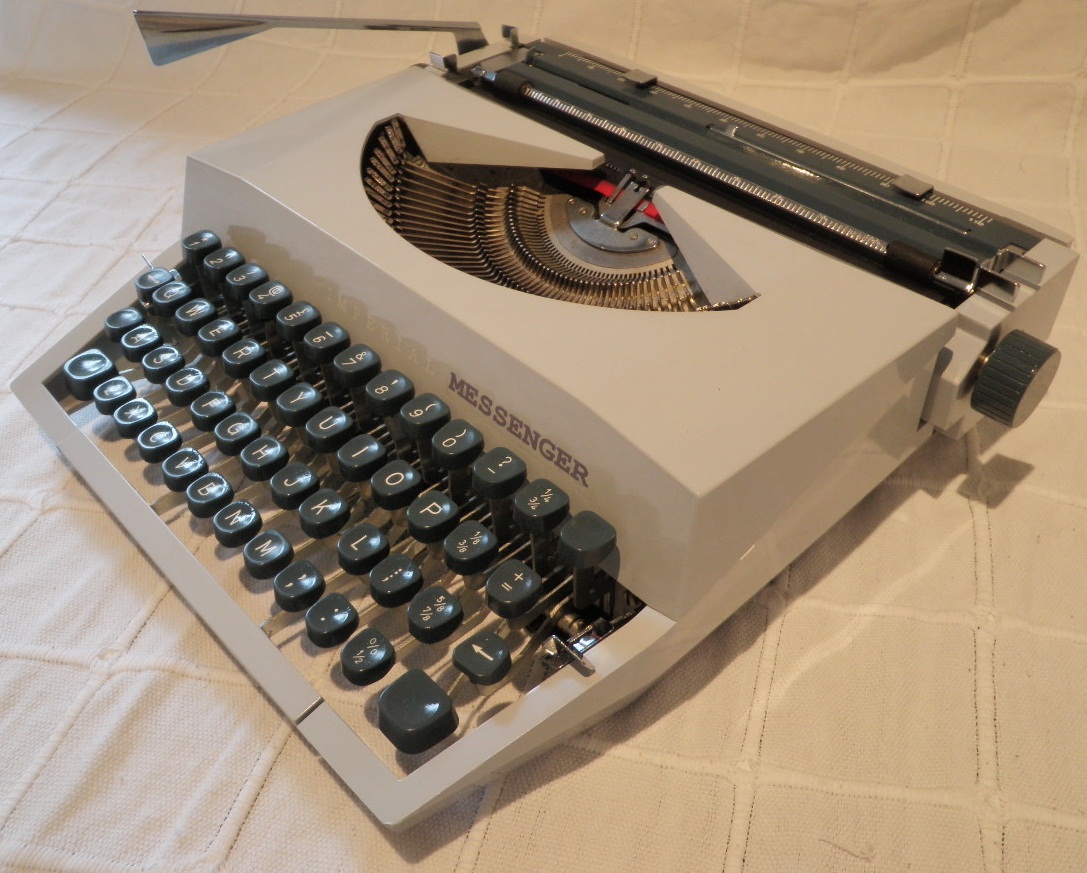 oz.Typewriter: Two Messages and a Messenger from among my Portable ...