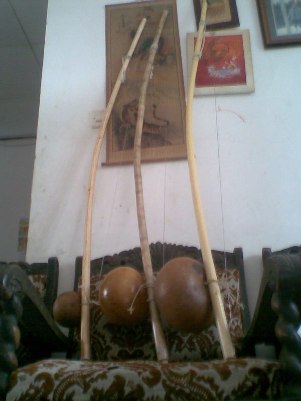 Berimbau Musical Instruments from Brazil - Free Music Lessons - All ...