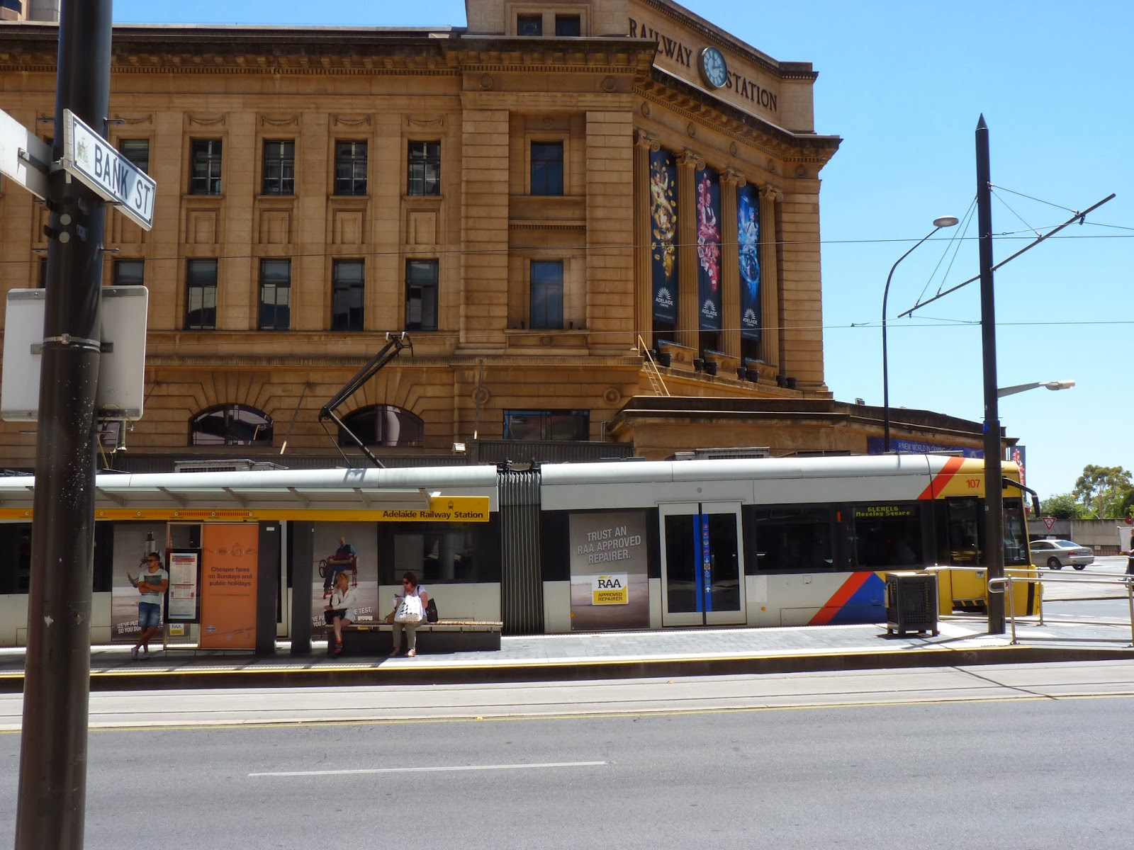 Epsilon's World: Adelaide Rundle Mall and Railway Station Tram stops ...