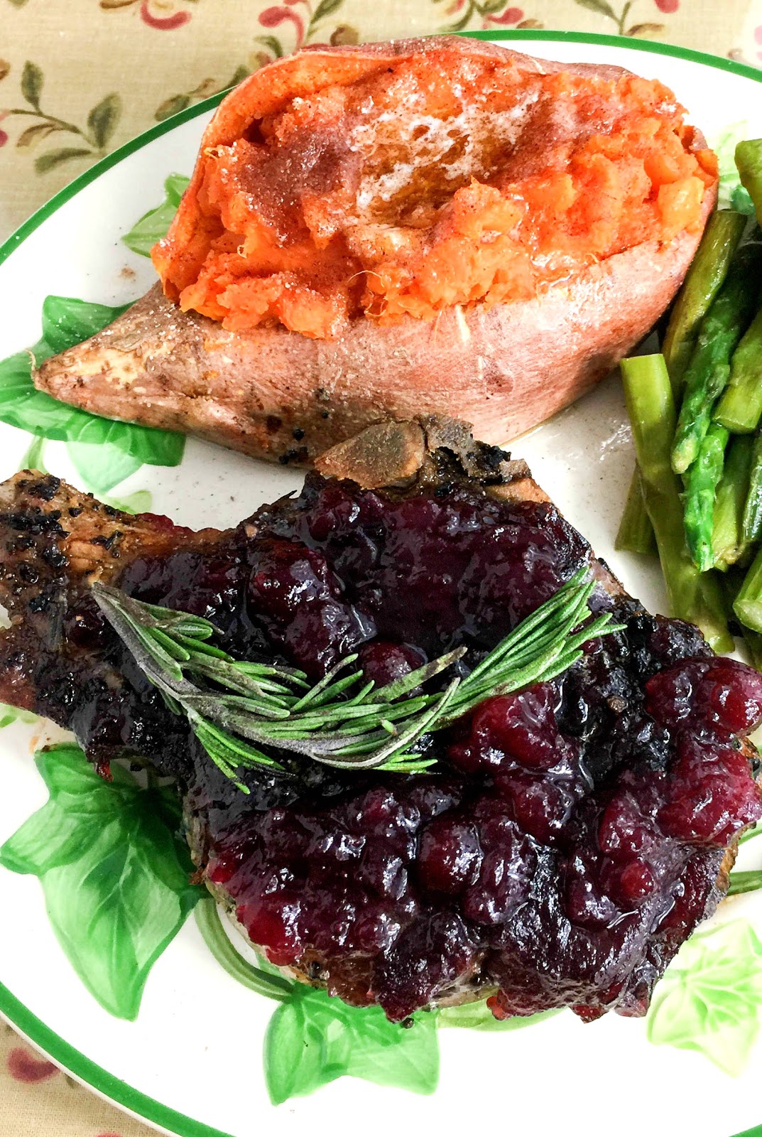 Cranberry Pork Chops {Perfect for Thanksgiving}