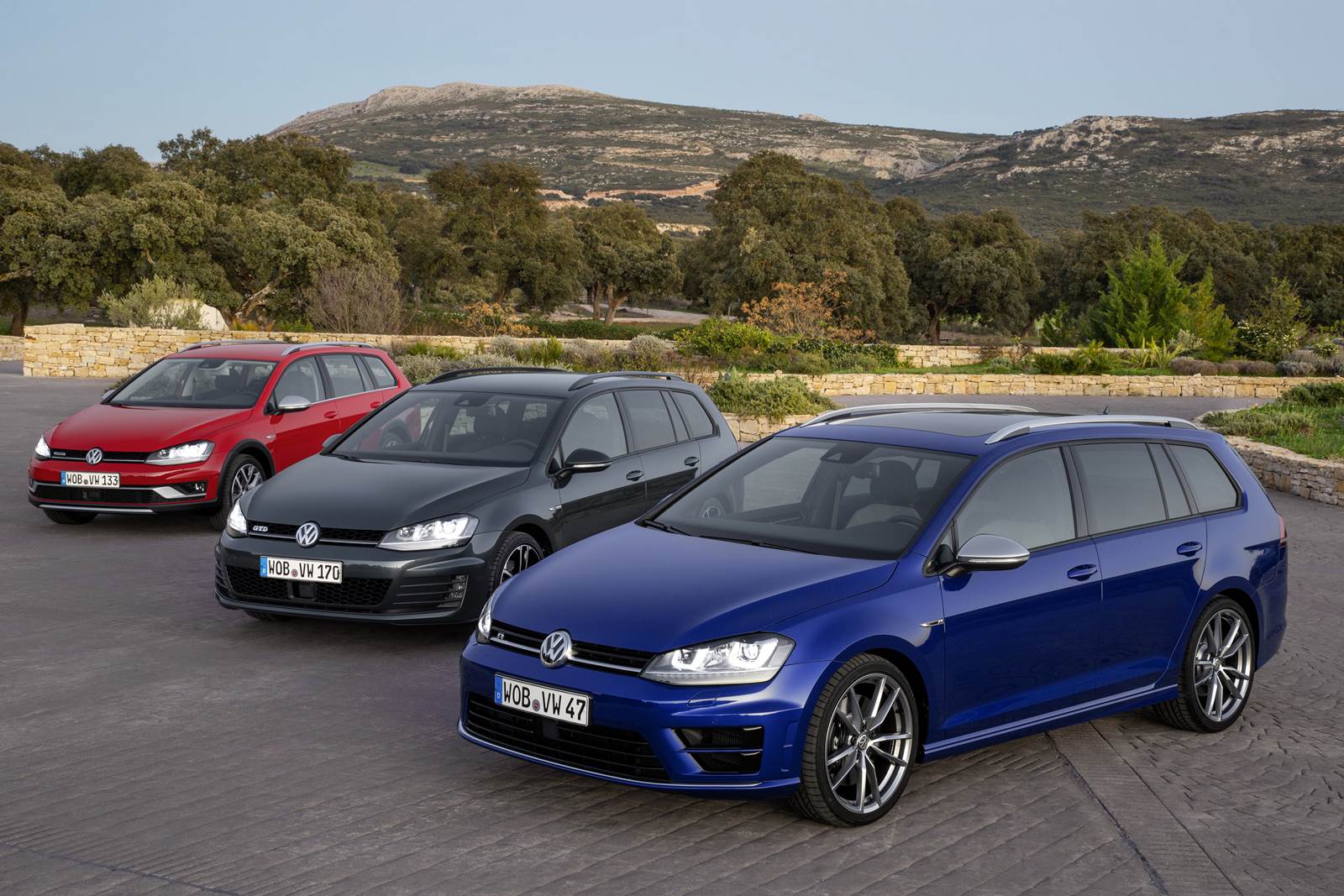 VW Golf Estate chega em três versões: R, GTD e Alltrack