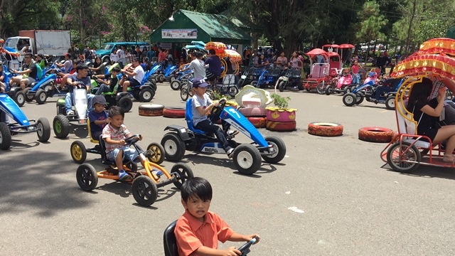 ERICJAZ FOODIES: BIKING AND BOATING AT BURNHAM PARK!!!! (BAGUIO 2017)