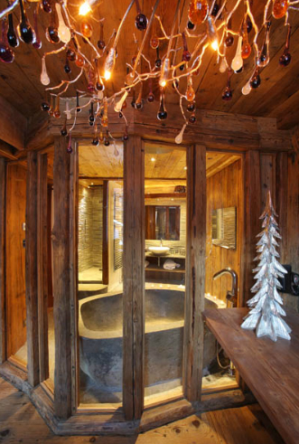 Interiorissimo: Serip and stunning Chalet le Rocher..