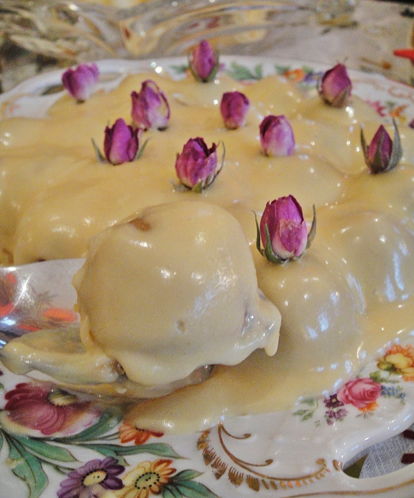 Maryam's Culinary Wonders: 1095. Rahash Dessert Balls