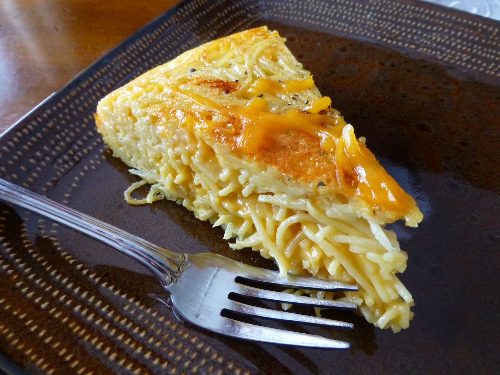 Amy's Goodies: Cheesy Spaghetti Pie!