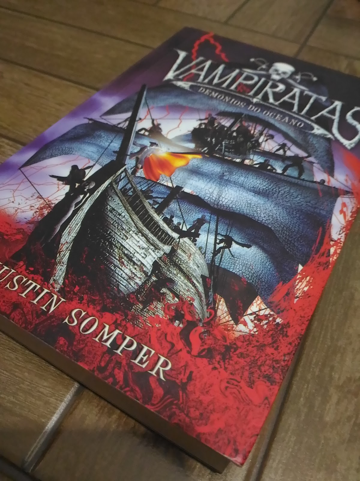 Resenha - Vampiratas | I Love My Books - Blog Literário