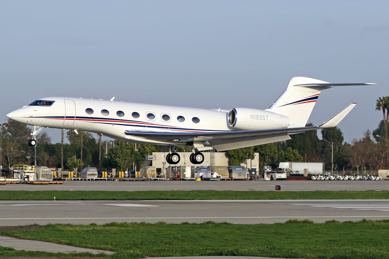 Aero Pacific Flightlines: Gulfstream G650(ER) (c/n 6346) N1895T