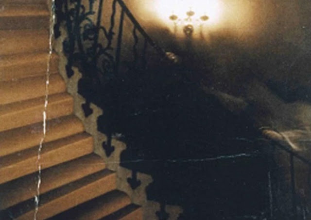 The Most Famous Terrifying Ghost Photos Ever Taken and The Stories ...