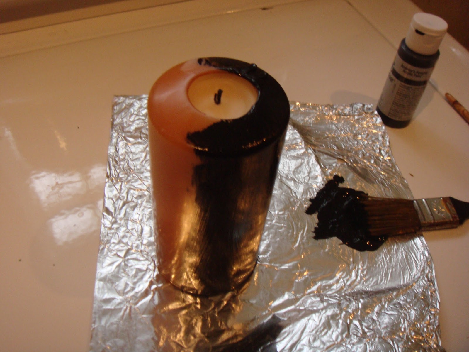 Bittersweet & Ivy Primitives: Tuesday Tutorial ~ How I Grunge up a Candle