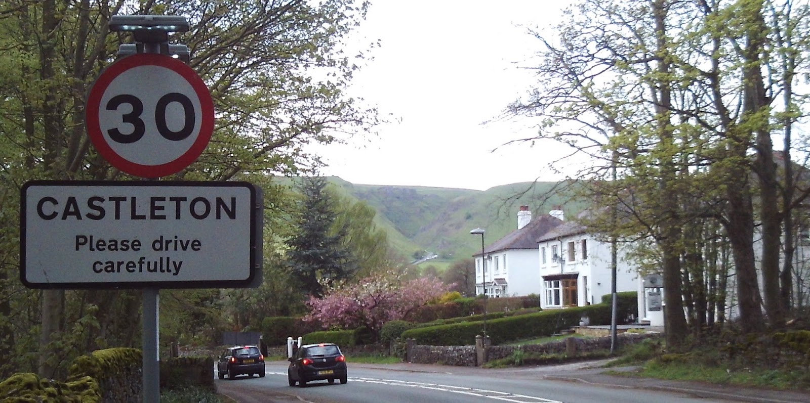 Walking The Peak: Ladybower Inn, Hope, Castleton, Pindale, Bradwell ...