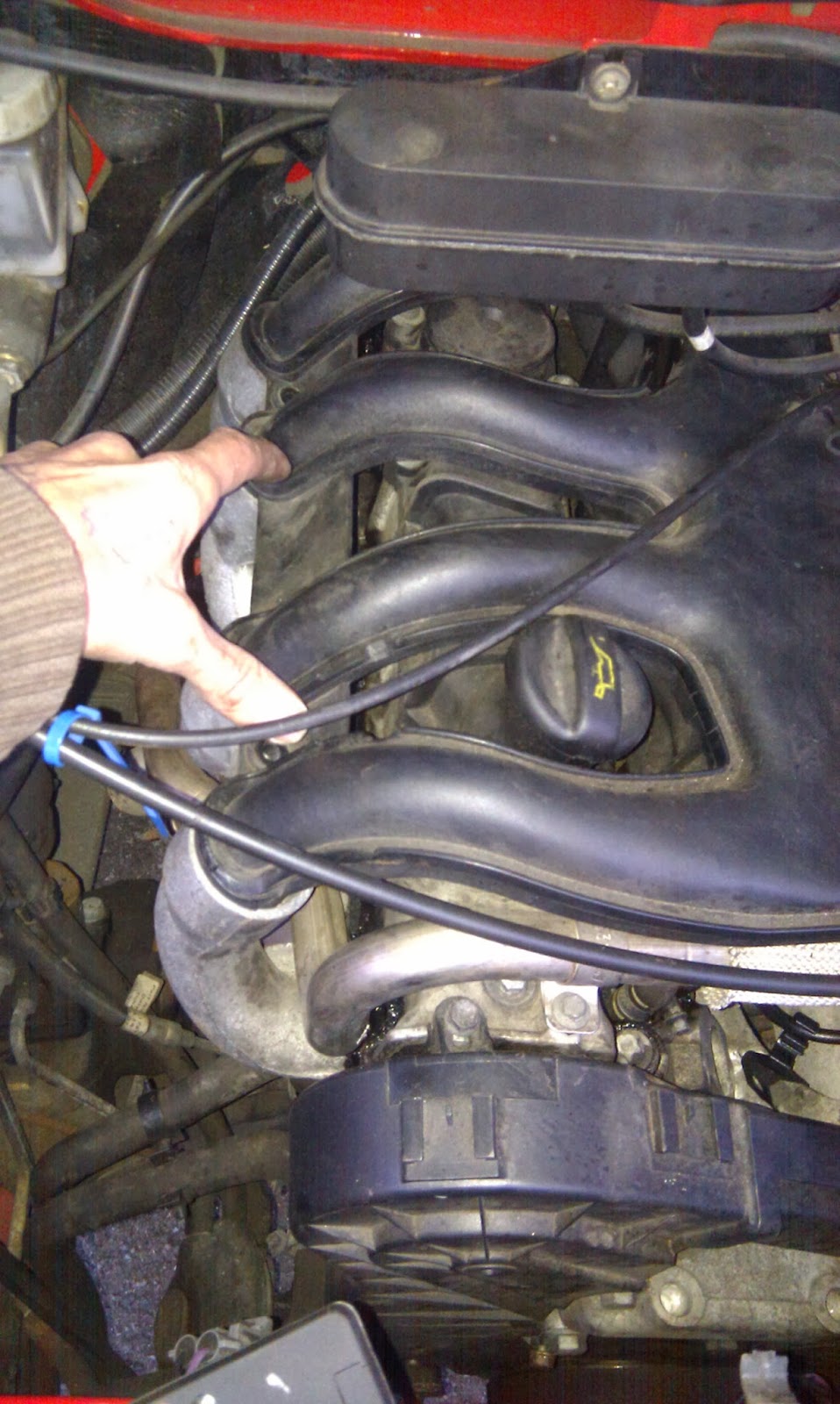 LDV Pilot van: Replacing the glow plugs on DW8 diesel engine