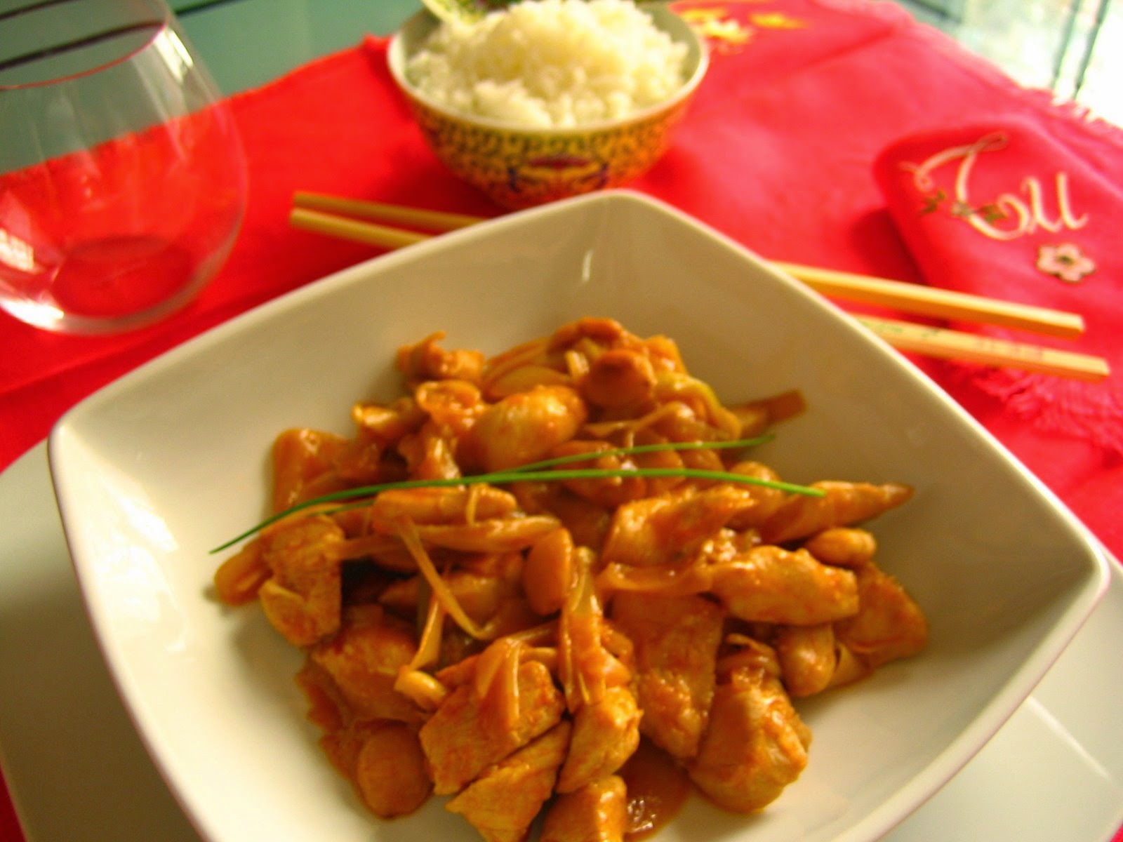 En las alas del arte: POLLO CON ALMENDRAS