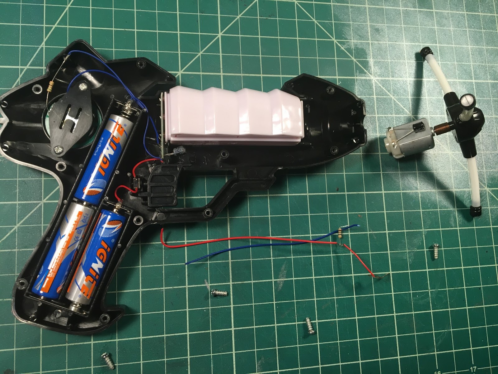 nerdy views: Space Gun!