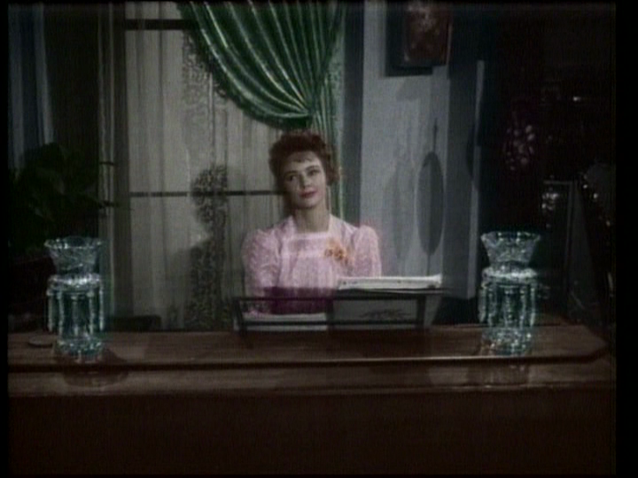 My Life in the Shadow of The Twilight Zone: TZ Promo: "Miniature" (2/21 ...