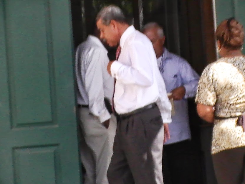 ST MAARTEN TODAY judith roumou: Photos Leroy de Weever, Roy Marlin, Cor ...