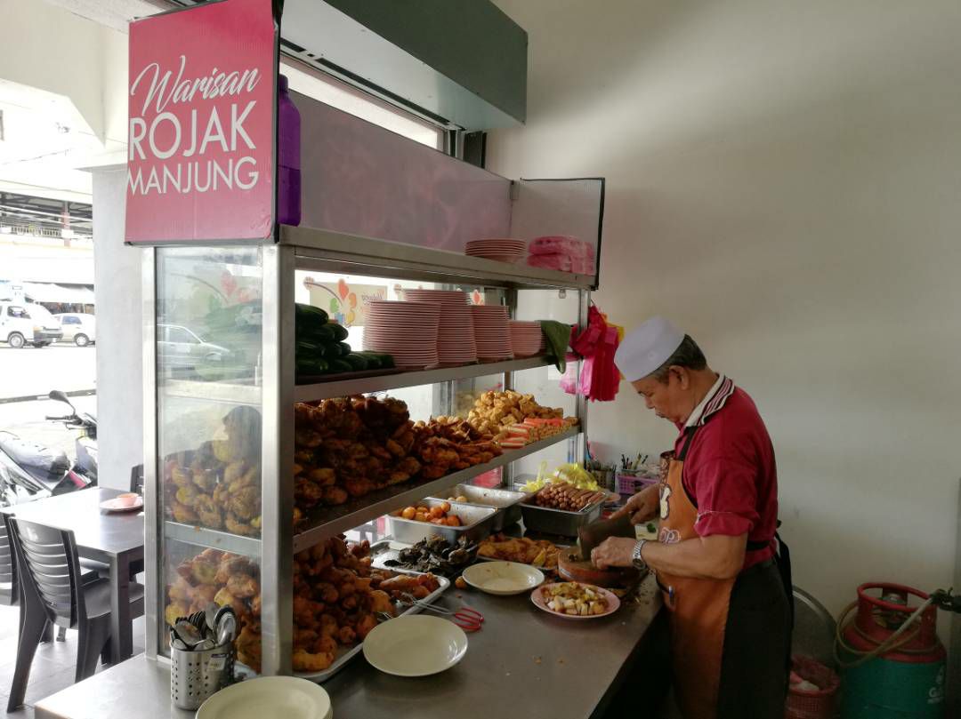 TEMPAT MAKAN YANG BEST DI MANJUNG - NO.4 WARISAN ROJAK MANJUNG ...