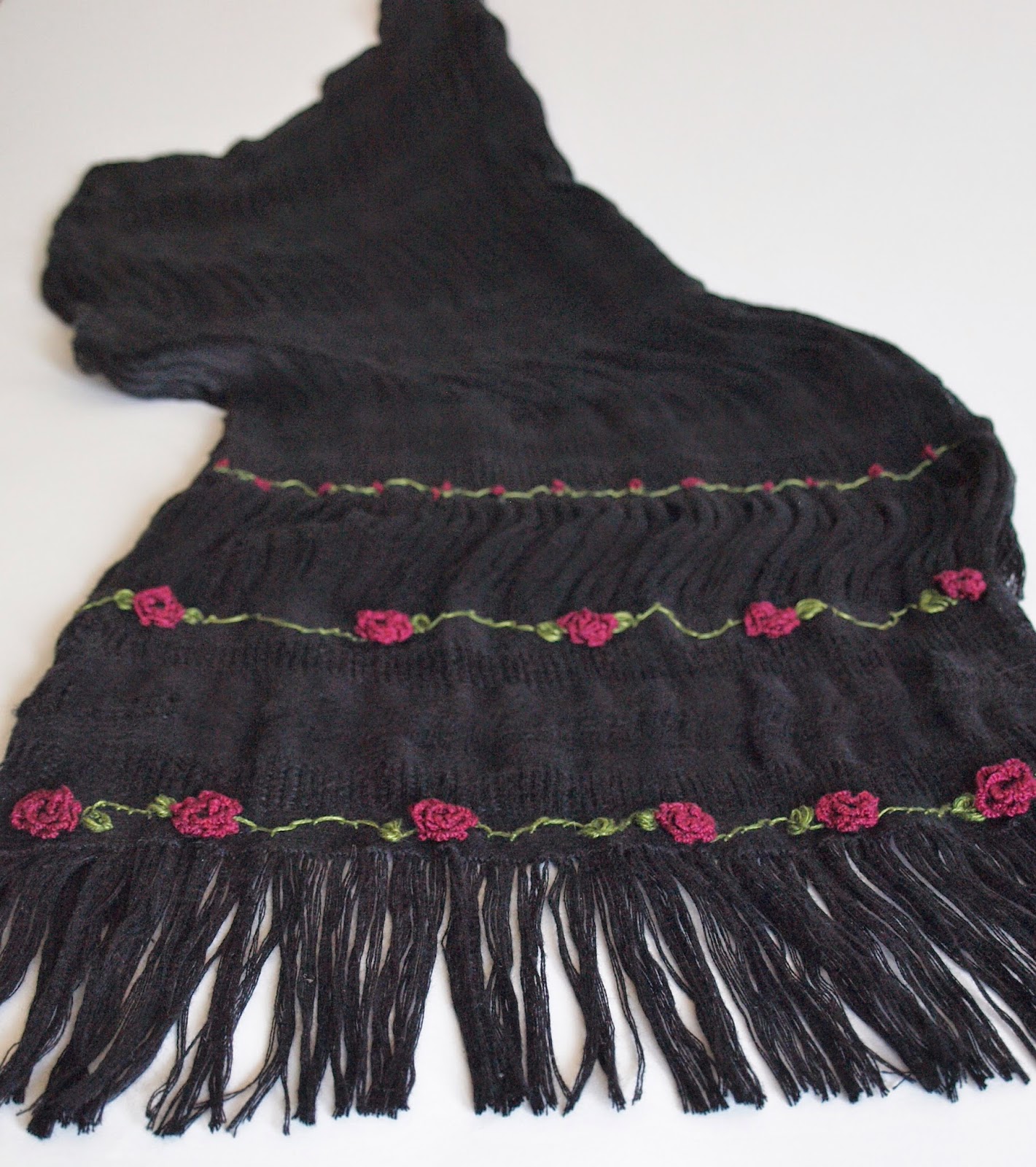 ZoomyBin: Beauty's Rose a weaving project for Stevie Nicks