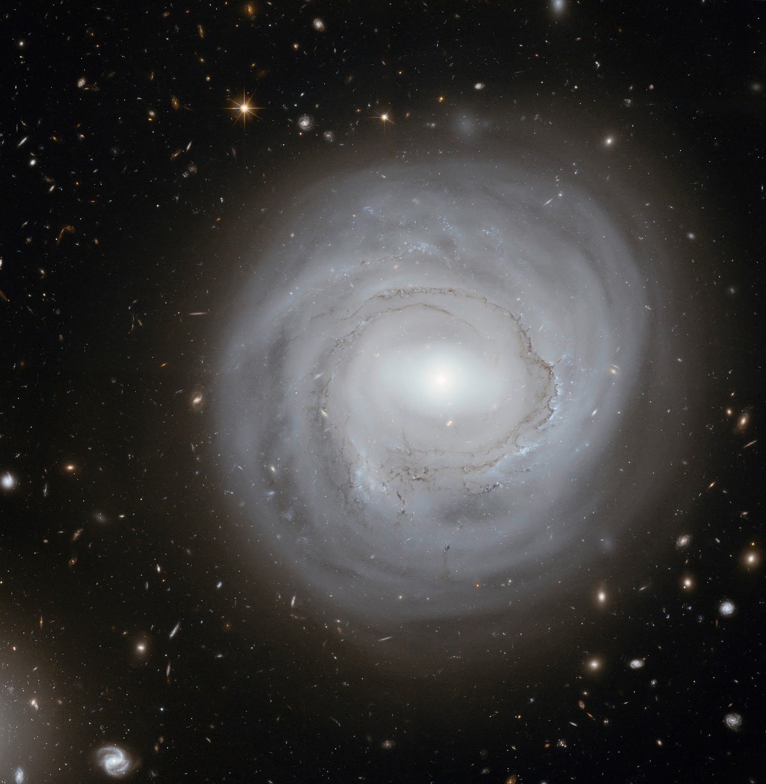 Spiral Galaxy NGC 4921 | Earth Blog