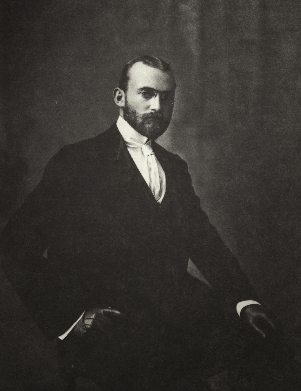 BIG OLD HOUSES: High Art and Deep Pockets