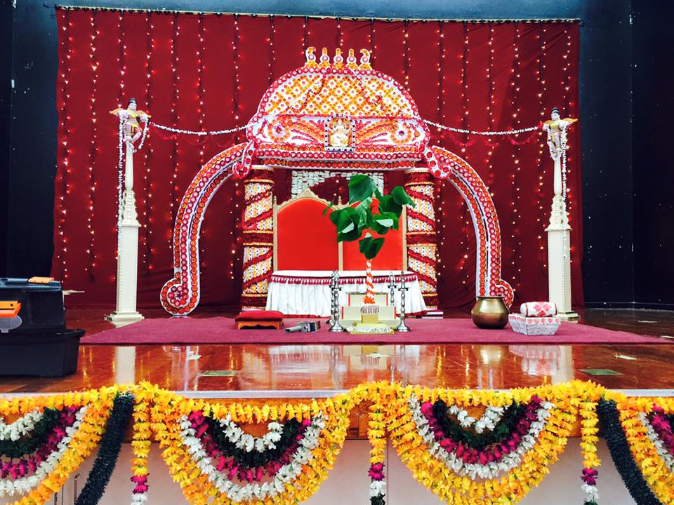 Moorthy Muthup Panthal Wedding service: POO MANAVARAI ,MANDAAPS