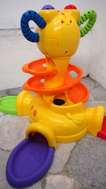 JuaiMurah: Fisher Price Stand Up Ball Blast Giraffe