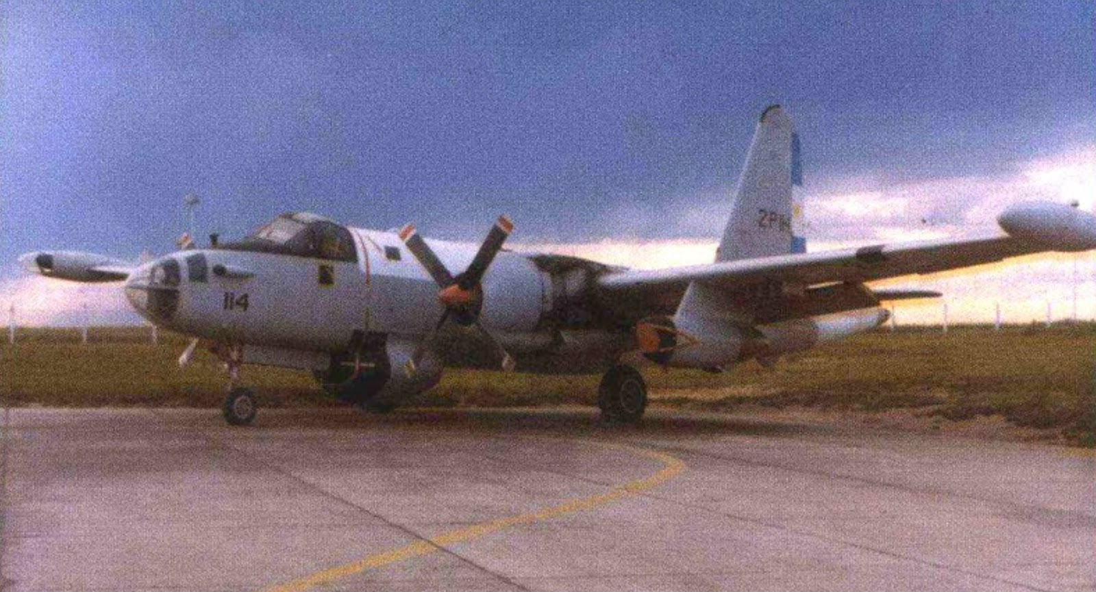 Historias Individuales: 0718 2-P-114 Lockheed P-2H Neptune c/n 426-7233