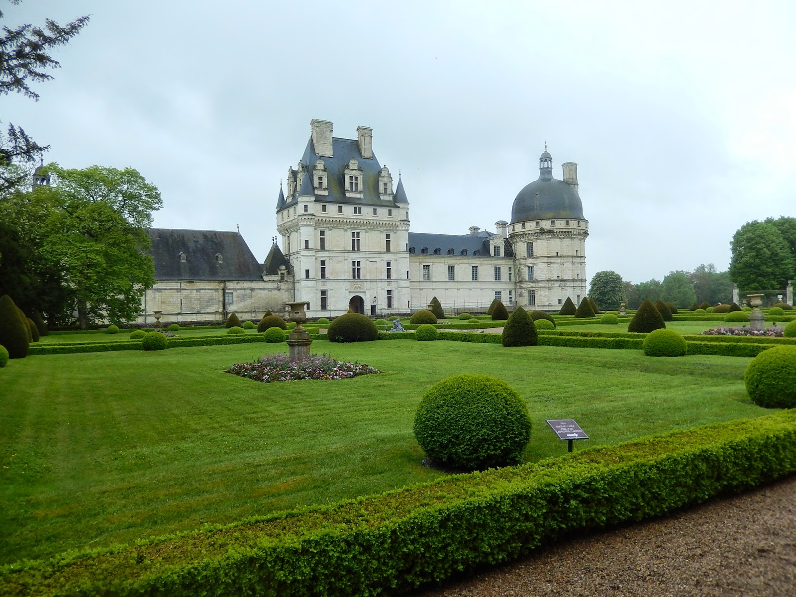 coquelicot et chocolat: Un peu d'histoire : Talleyrand en son château ...