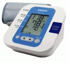 Alat Ukur Tekanan Darah Digital Omron HEM-7203