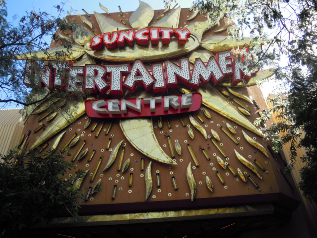 N.B Blogs - Your Daily Updates : Sun City & Snake Park_South Africa