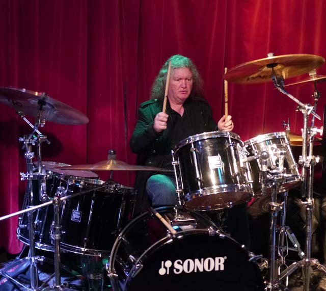 Zona Rock Dan Metal : LES BINKS