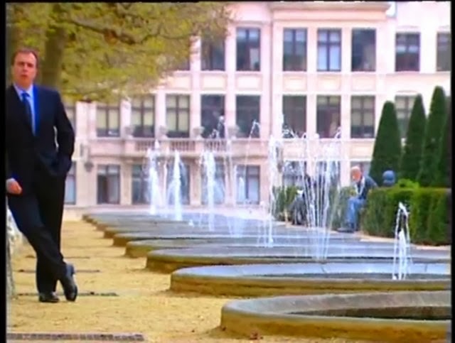 Lists of Stuff: List of photos of Peter Hitchens standing in front of ...