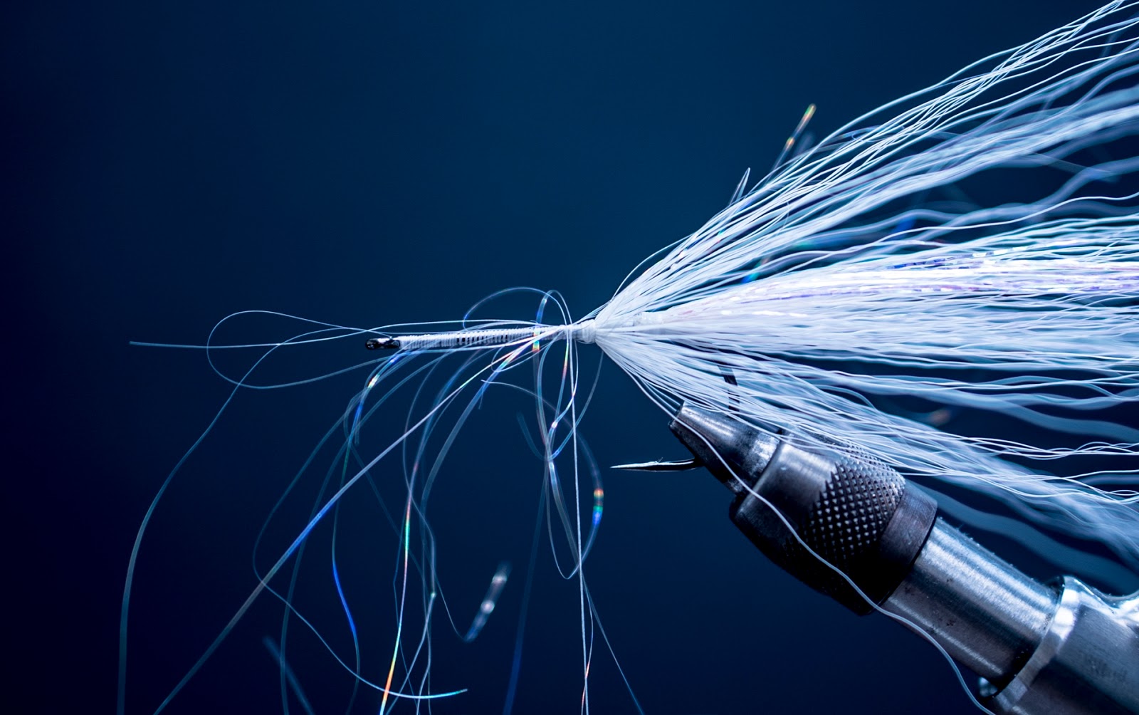 Mad River Outfitters: Fly Tying- The Hollow Fly- "Sexy Shad"