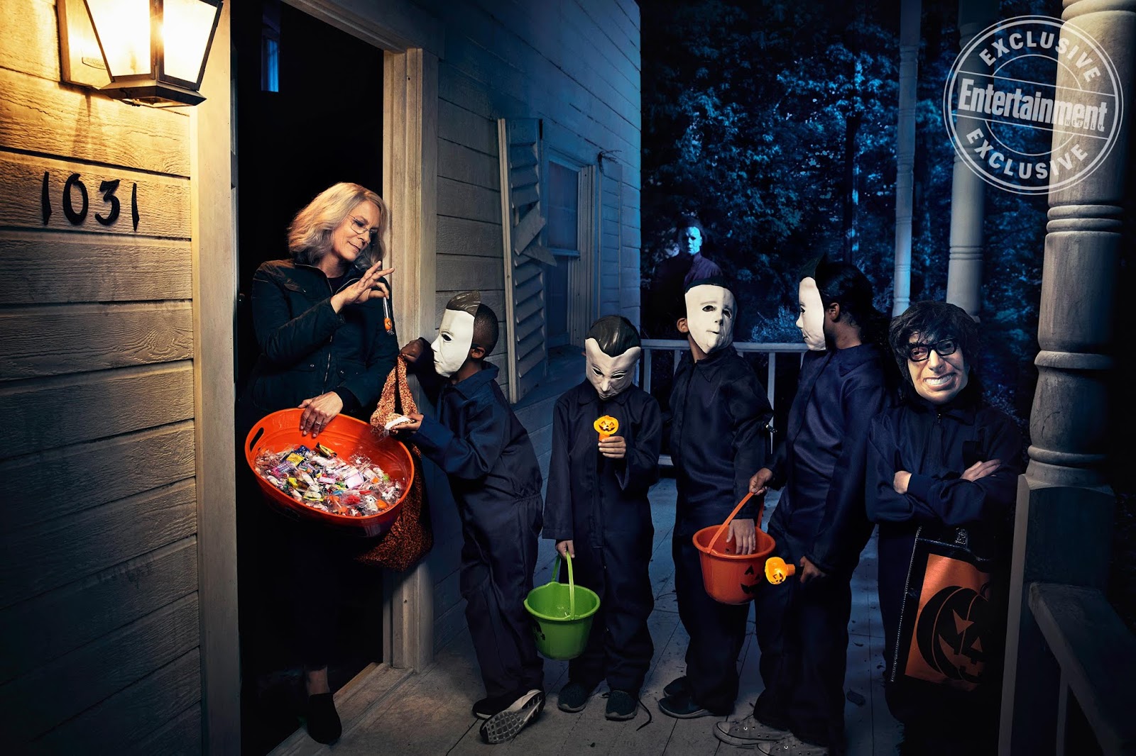 The Horrors of Halloween: Jamie Lee Curtis' HALLOWEEN (2018) EW Photos ...