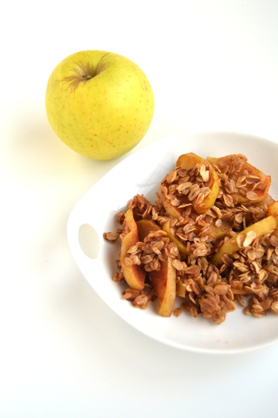 Grilled Apple Crisp Packets | The Nutritionist Reviews
