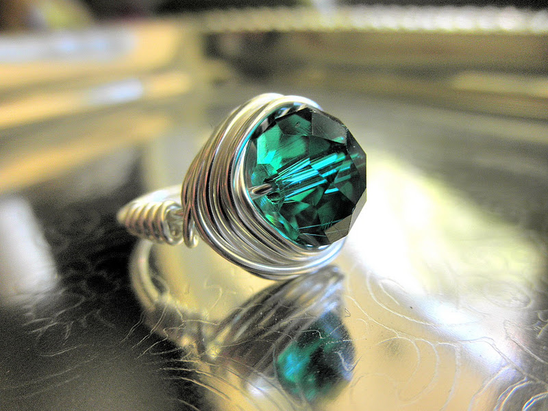 WobiSobi: Dainty, Wire Rings. DIY