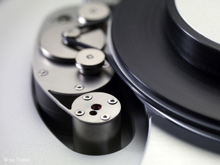 THALES SILVER SHADOW TTT-COMPACT II REFERENCE TURNTABLE – M & S ...