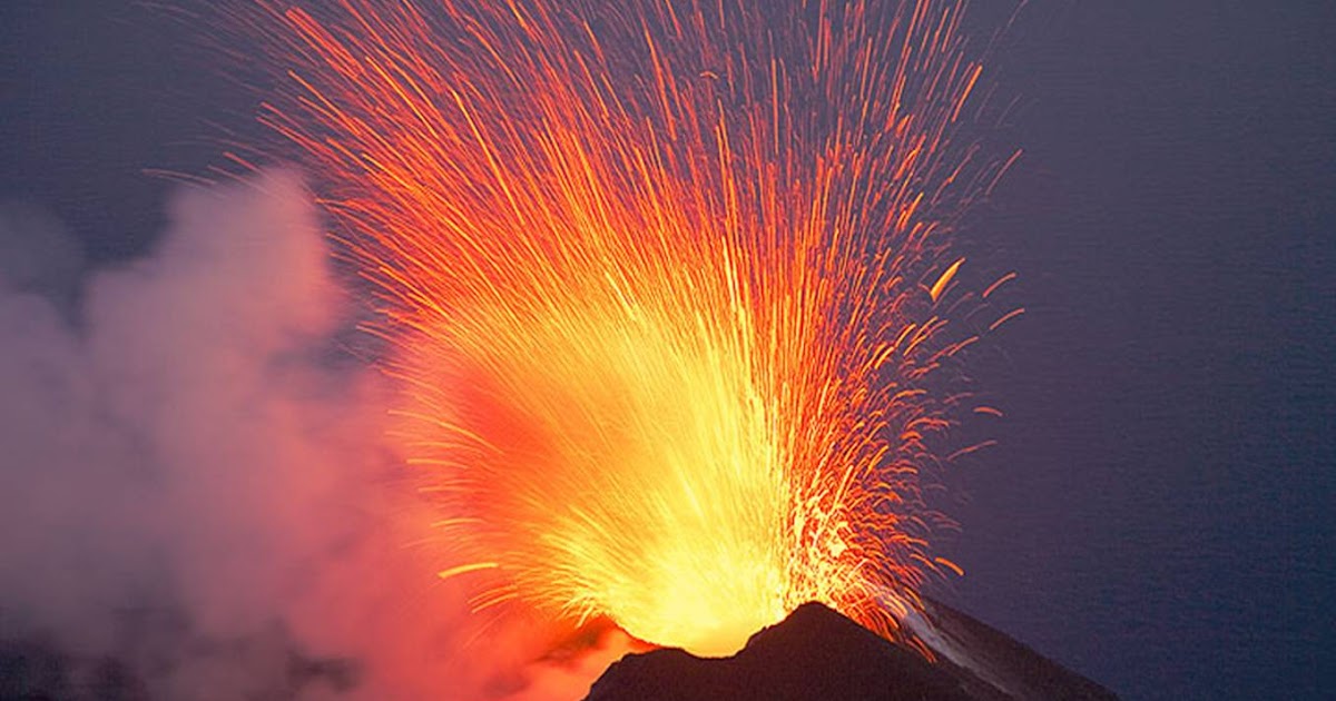 EXPLORE WITH GEOGRAPHY: VOLCANOES
