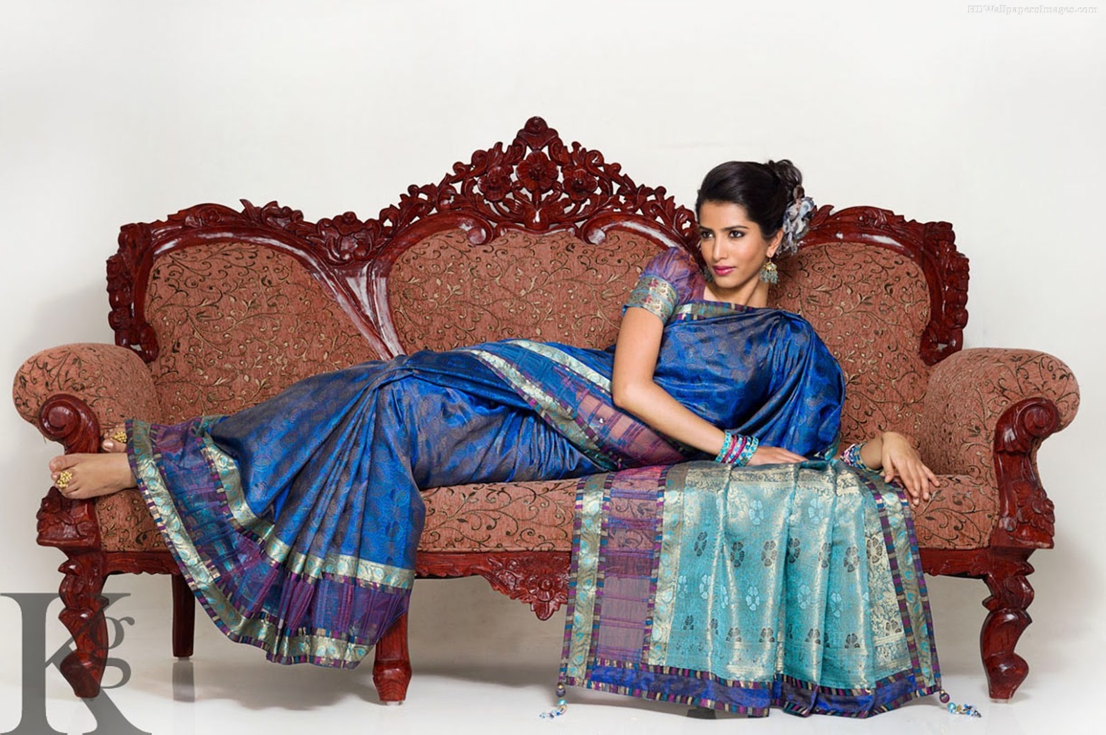 Action Jackson Fame Actress Manasvi Mamgai Latest Images And HD ...