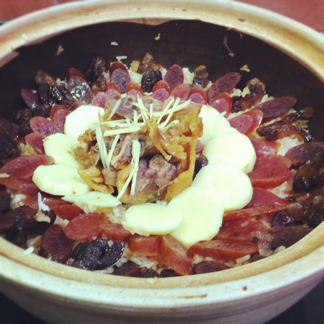 Confessions of a Weekend Cook: Claypot Waxed Meat Rice (Lap Mei Fan)