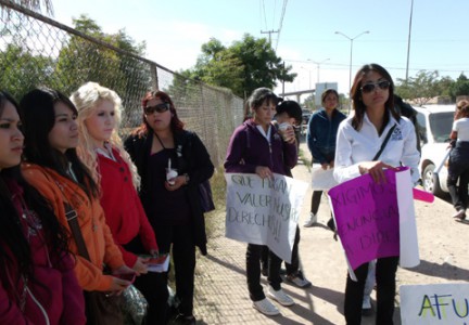 ALTAR AL DÍA: Estudiantes del CBTIS 207 piden destitución de Directora