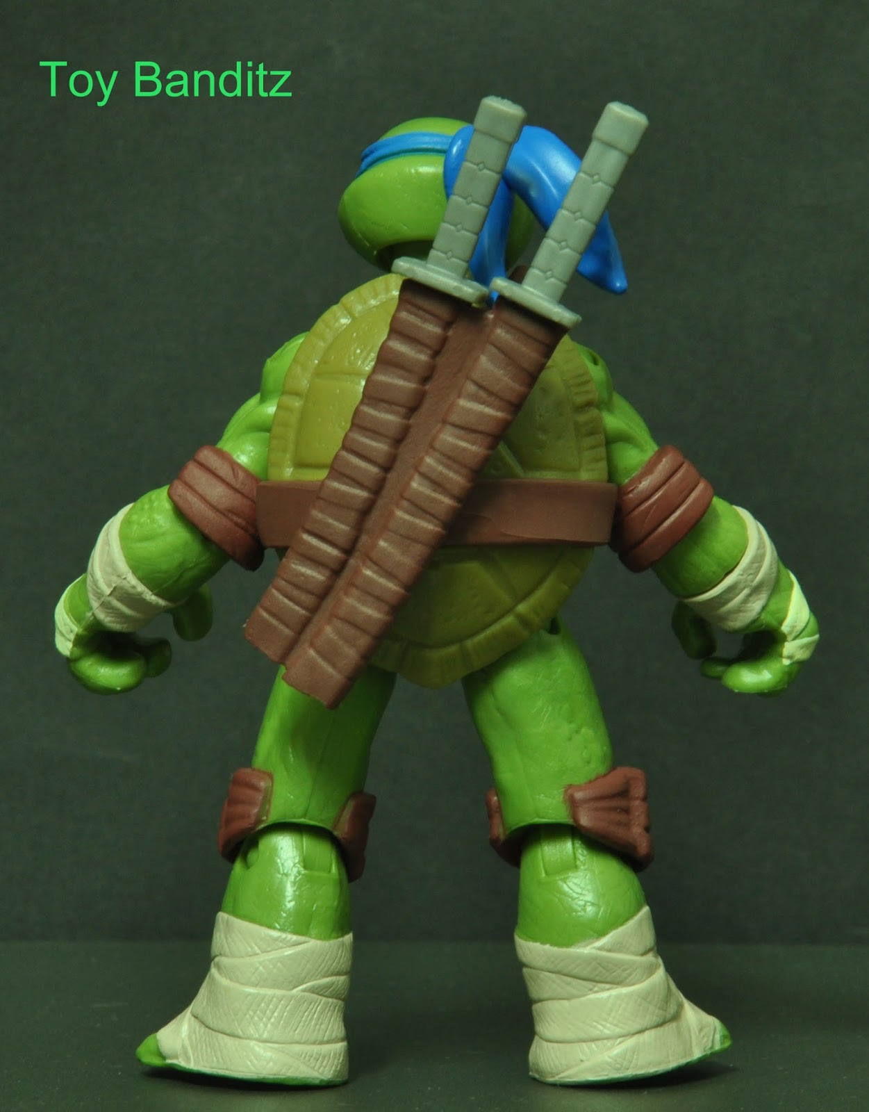 toy banditz: NICKELODEON TEENAGE MUNANT NINJA TURTLES LEONARDO