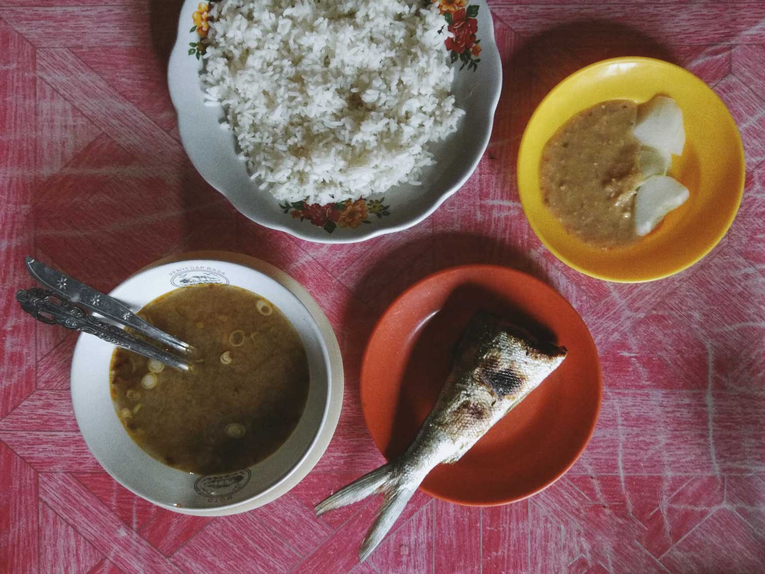 10 Kuliner Khas Bugis Makassar yang Enak-Enak - Blognya Ardan