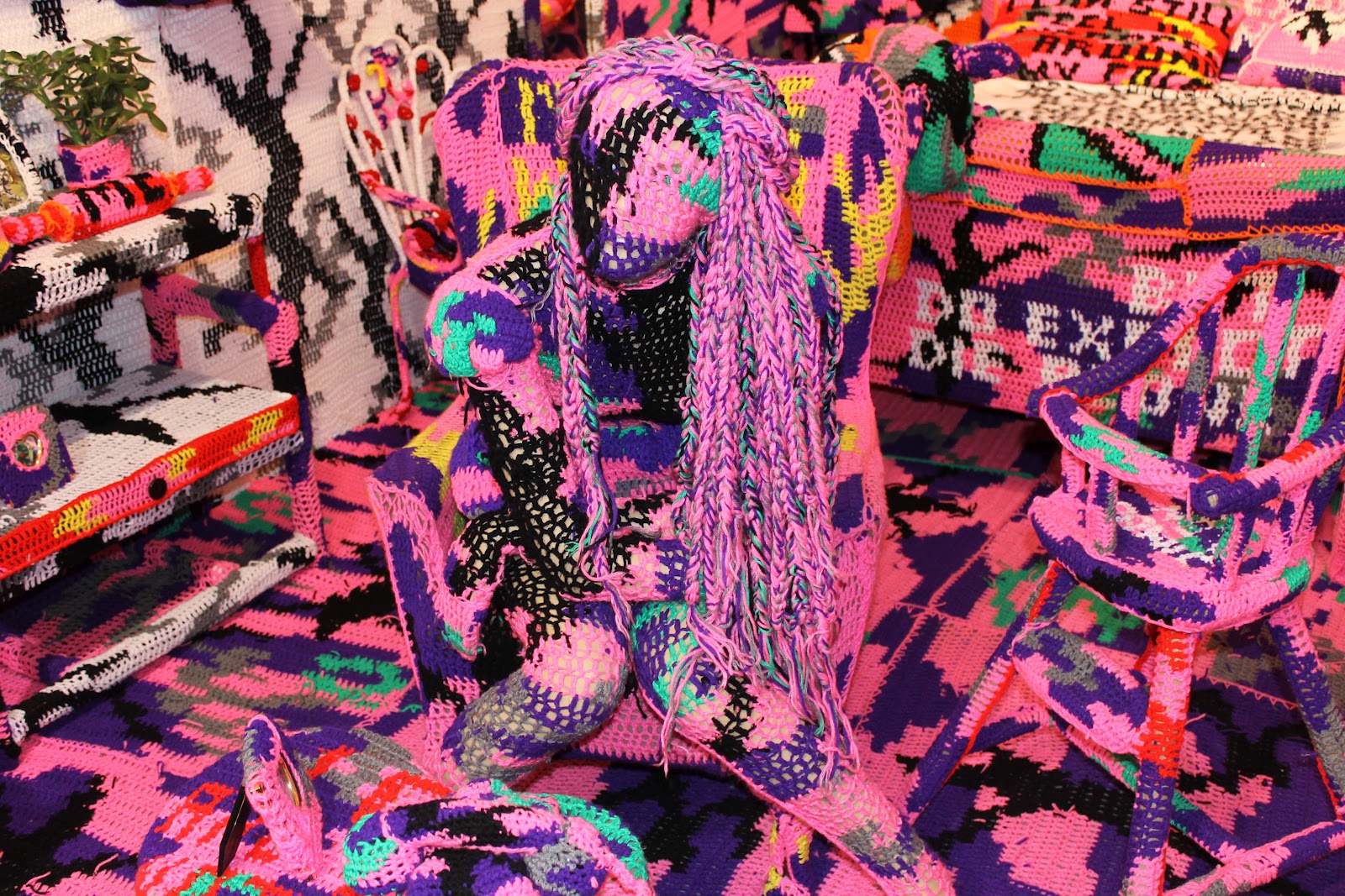 ClothesAreForLosers: OLEK.