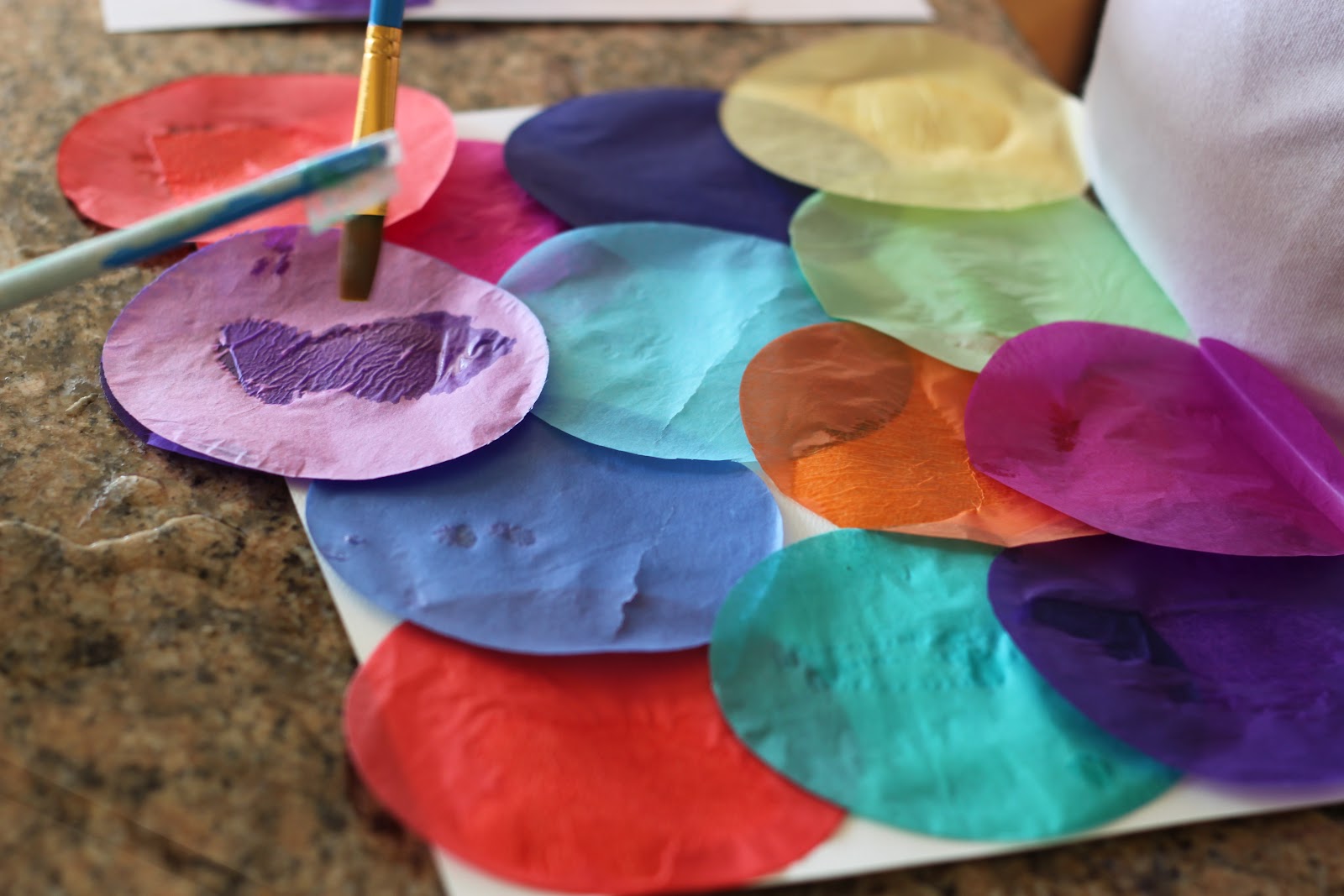 Playing House: Toddler Art: Tissue Paper Staining