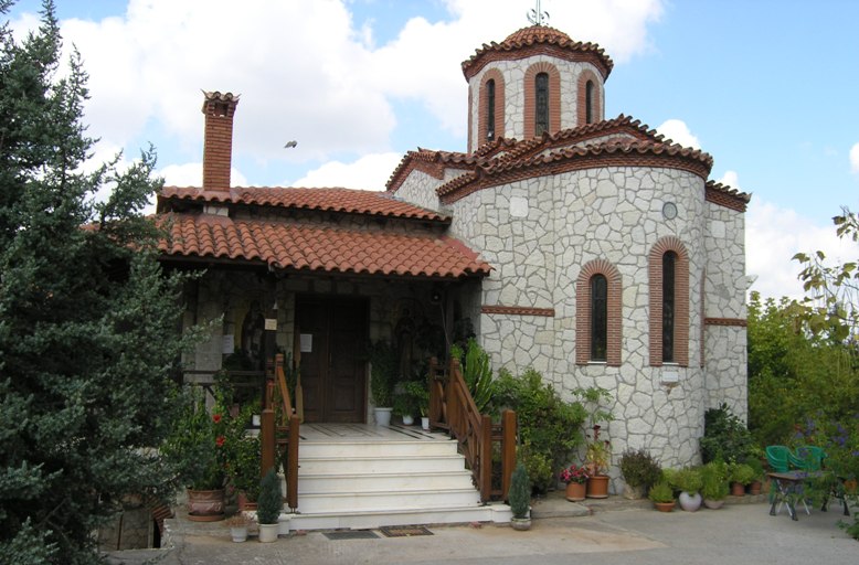 ΤΑΞΙΔΙΑ ΜΕ ΕΝΑΝ ΕΥΡΥΓΩΝΙΟ: ΠΑΡΝΗΘΑ, ΦΡΟΥΡΙΟ ΦΥΛΗΣ, ΔΕΡΒΕΝΟΧΩΡΙΑ, ΣΚΟΥΡΤΑ
