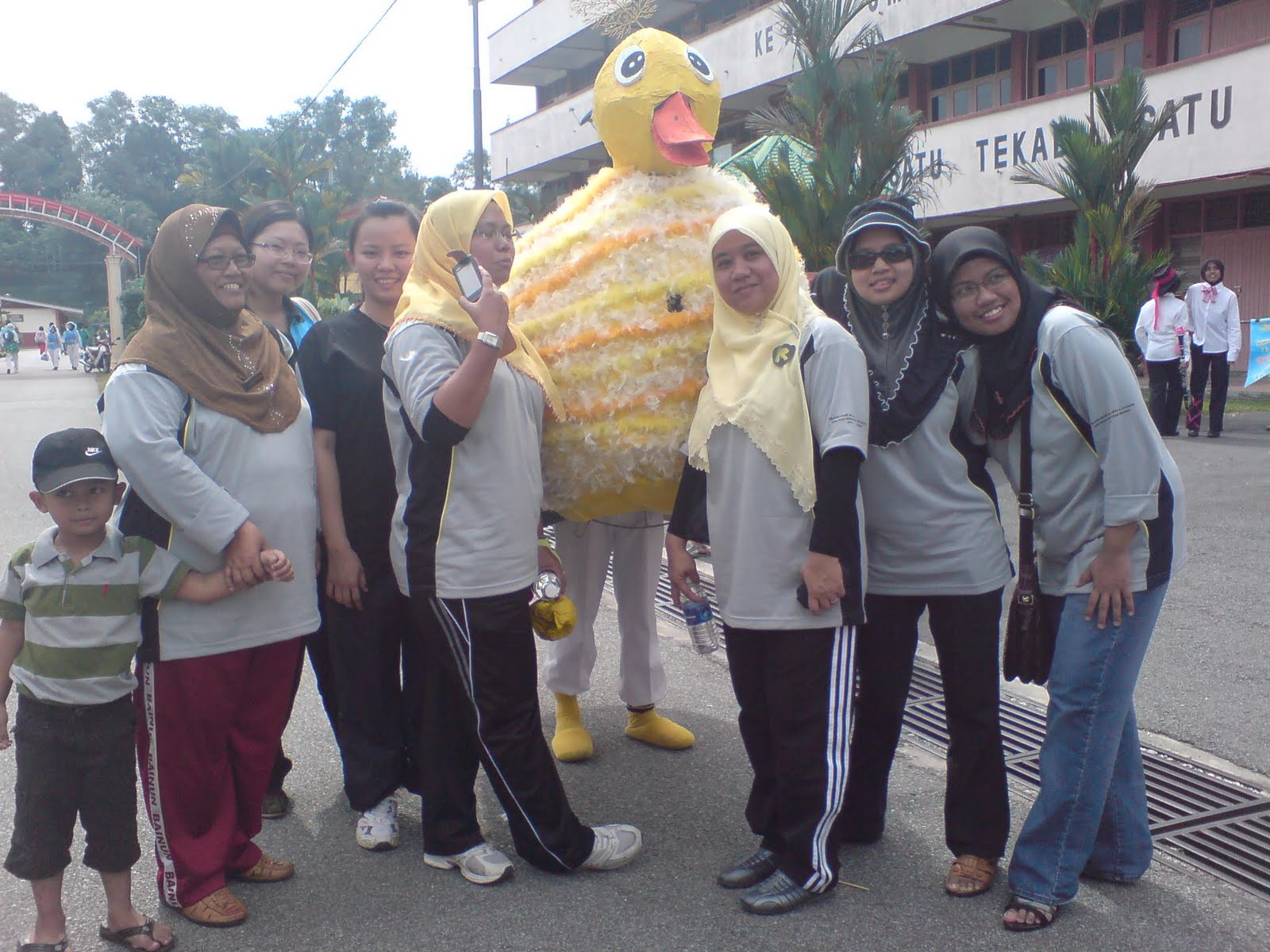 It'S aLL aBouT Miii.......K3xiN.... =): MeMoRieSsss aT SMK Raja ...