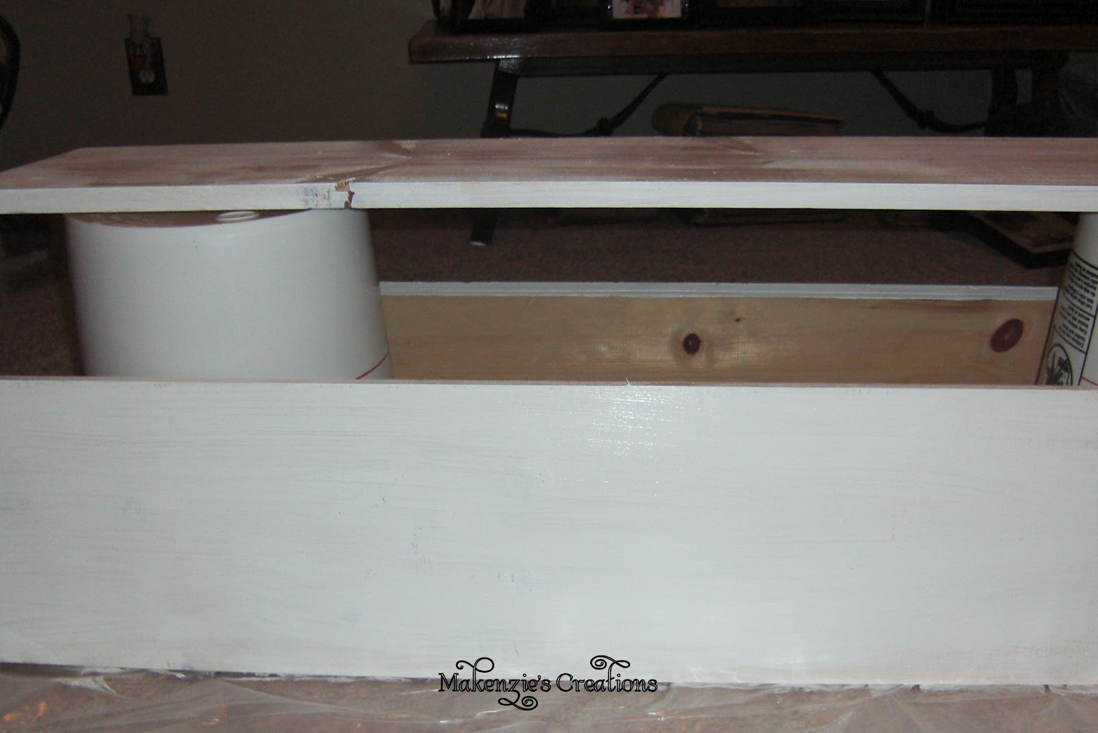 Makenzie's Creations: Project Distressed Shelves