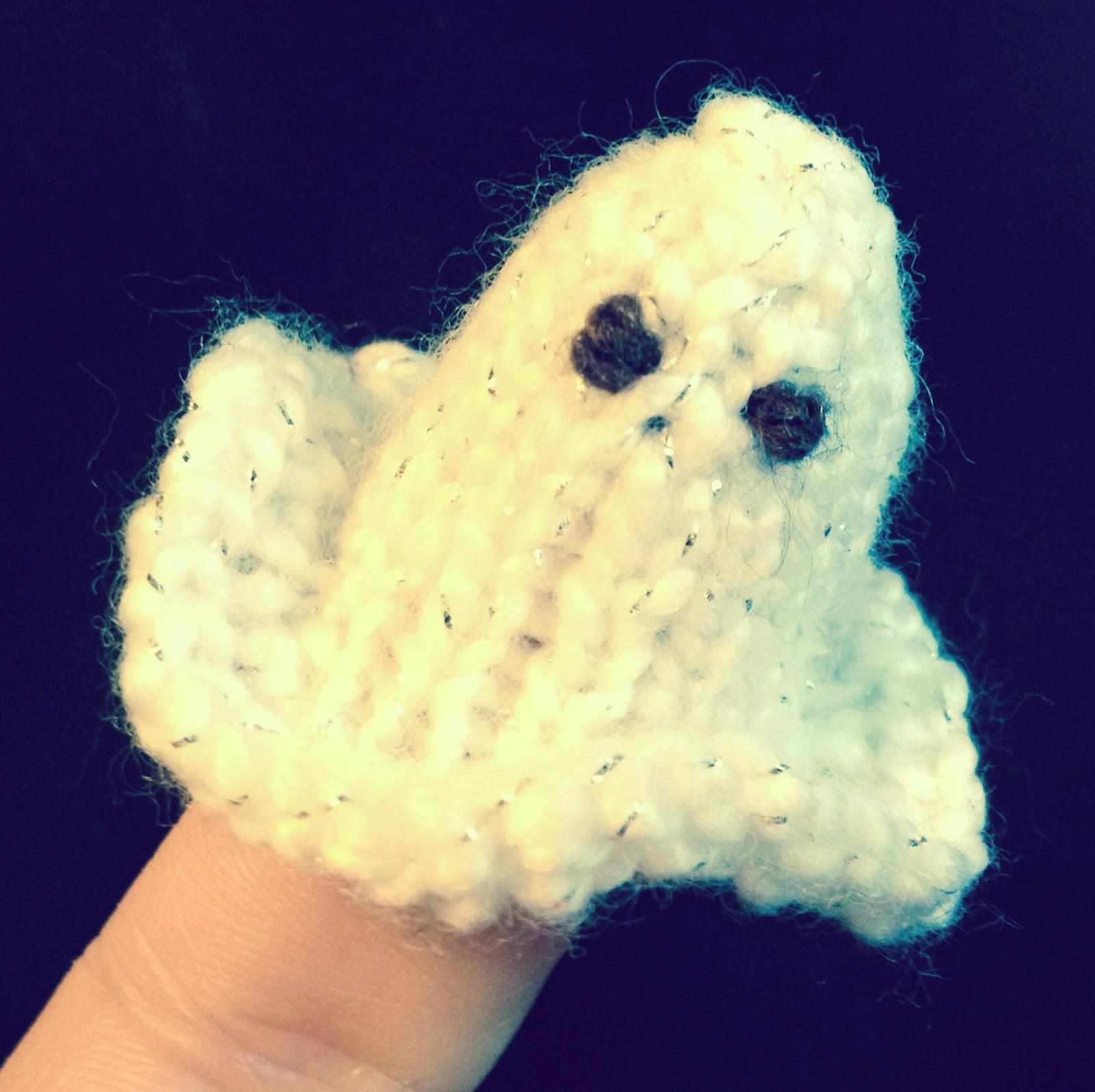 September Violets: Knitted Ghost Finger Puppet